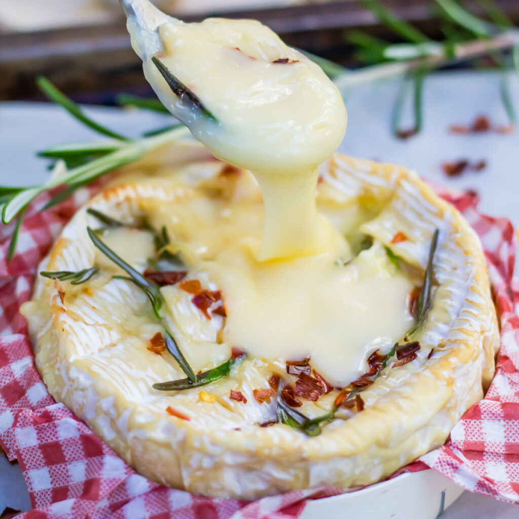 Baked Camembert with Honey (Air Fryer or Oven)