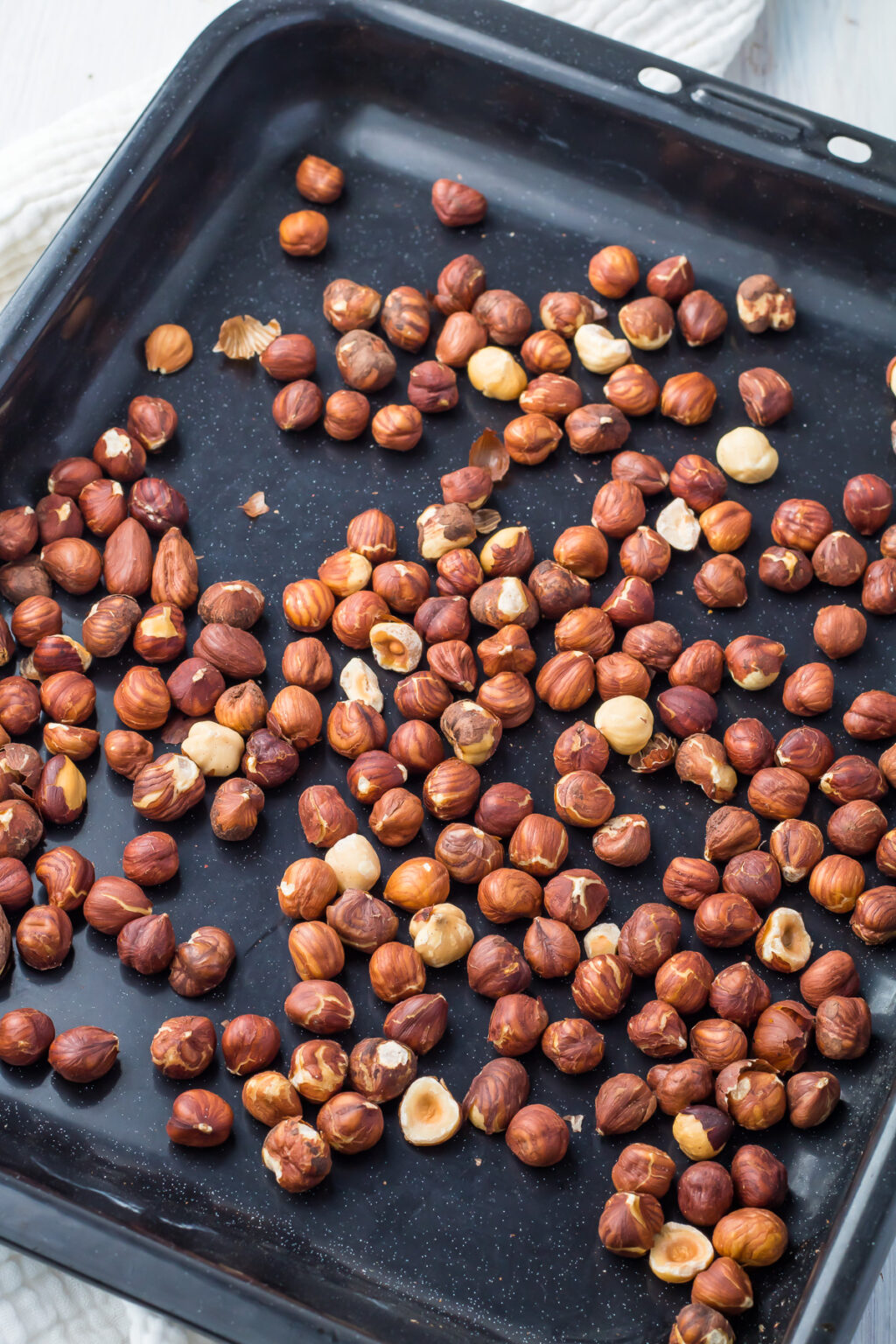 How to Roast Hazelnuts (3 Ways: Air Fryer, Stove, Oven)